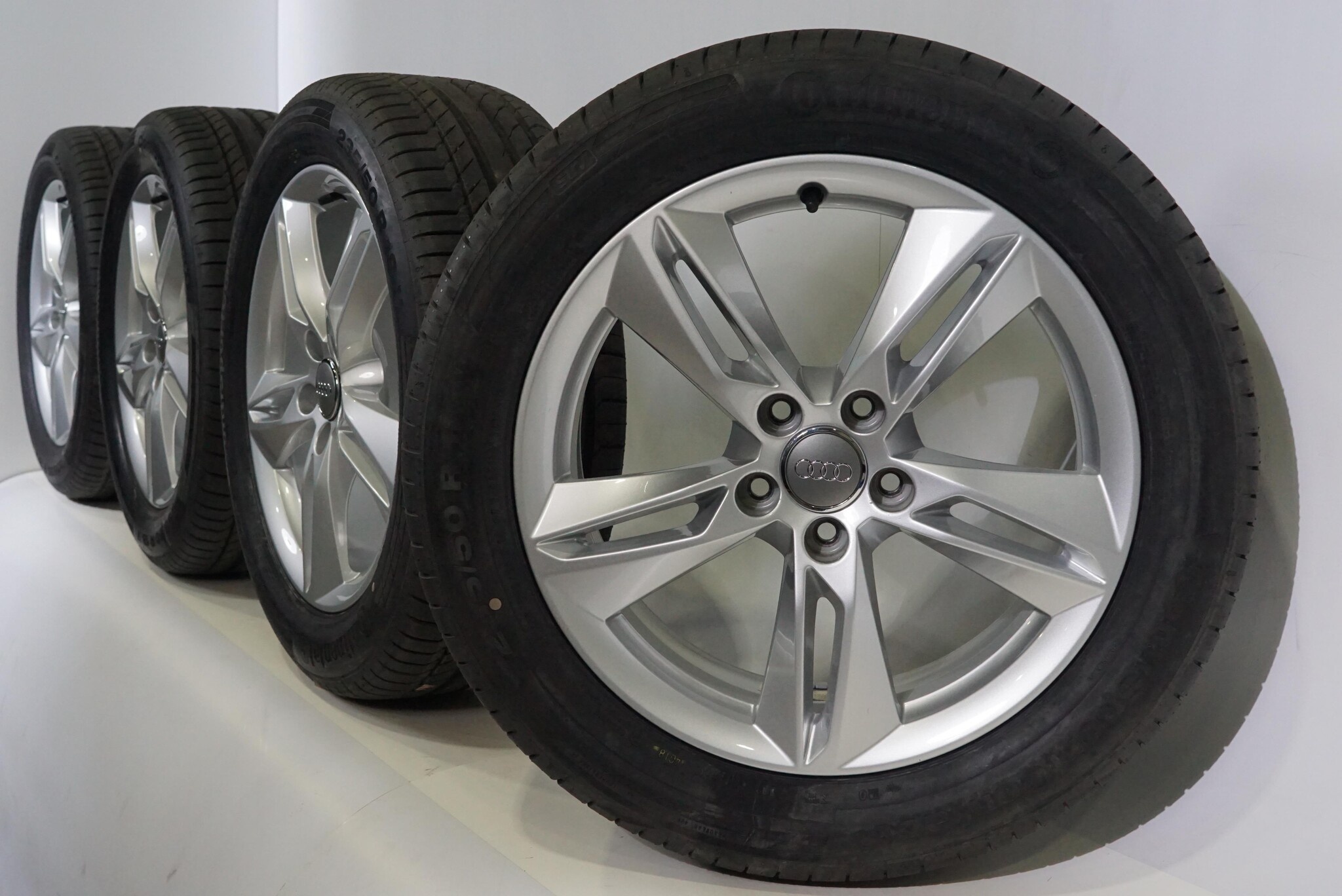 Audi Q3 8U 18 inch velgen + Zomerbanden Continental NIEUW Origineel ...