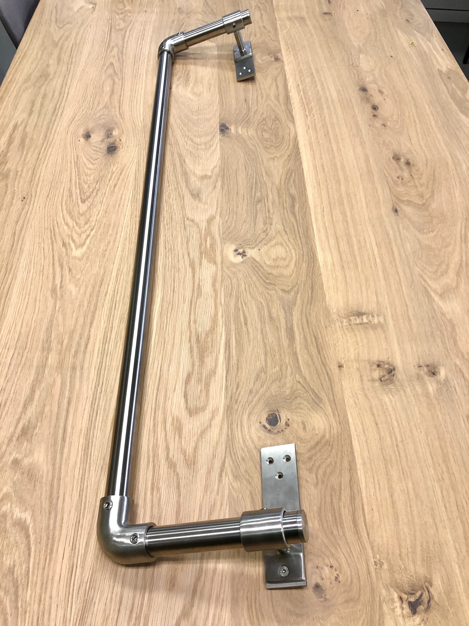 RVS trapleuning voor houten trap