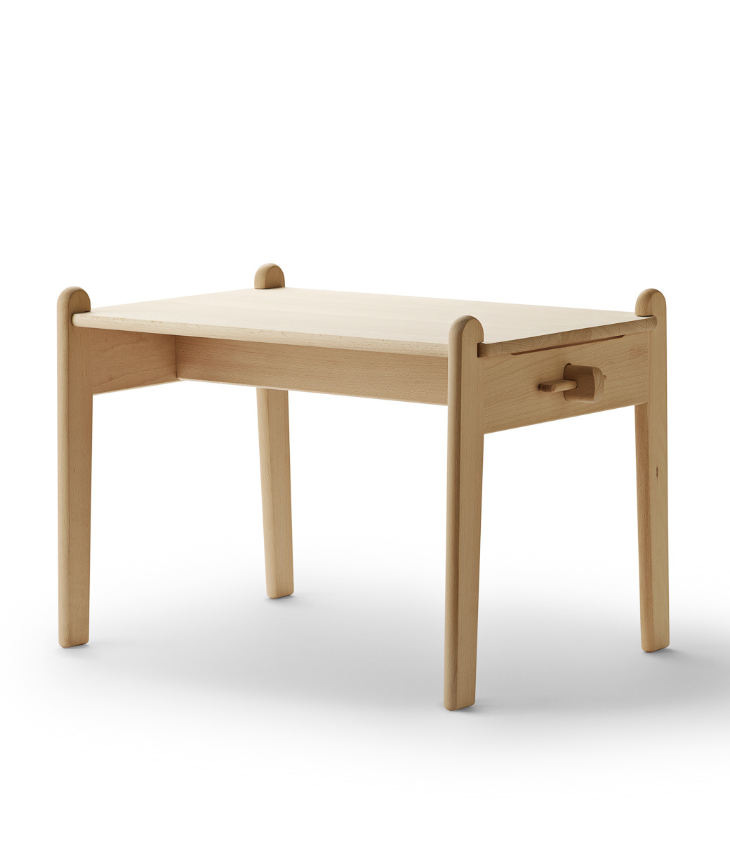 CH410 Peters Chair design child seat nursery by Carl Hansen & Søn ...