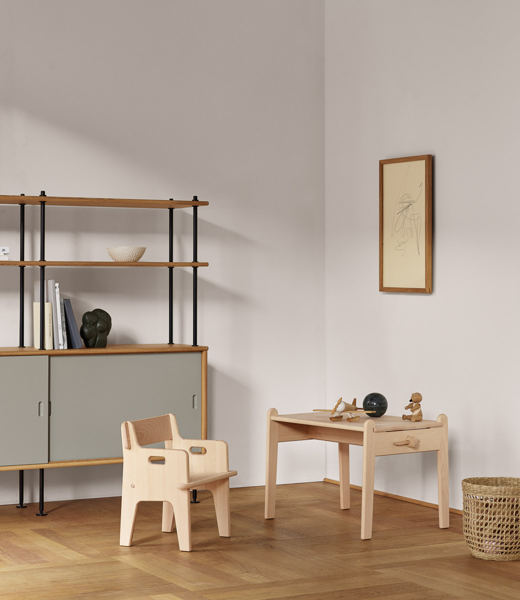CH410 Peters Chair design child seat nursery by Carl Hansen & Søn ...