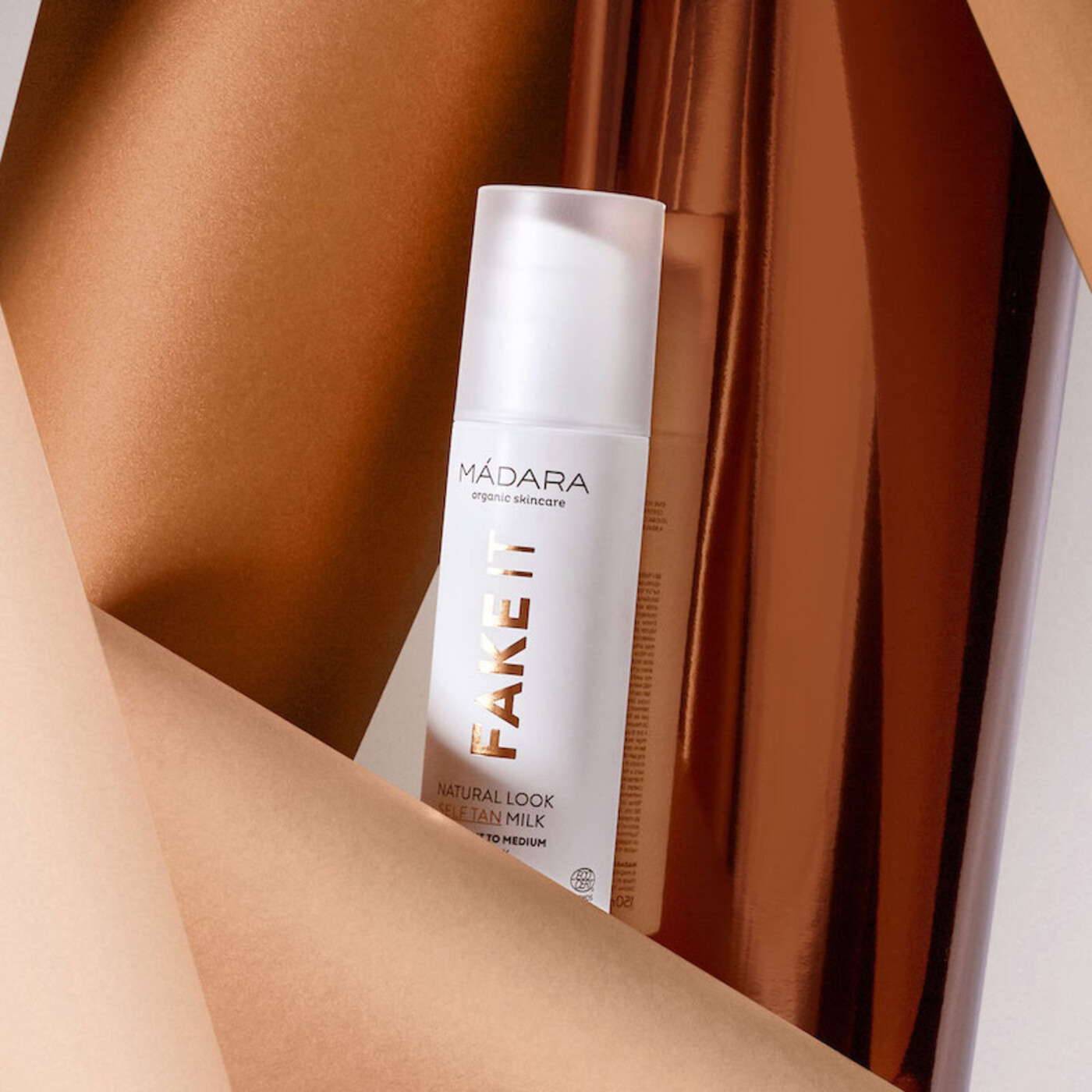 MÁDARA FAKE IT Body Self Tan Milk | natuurlijke cosmetica - De Groene ...