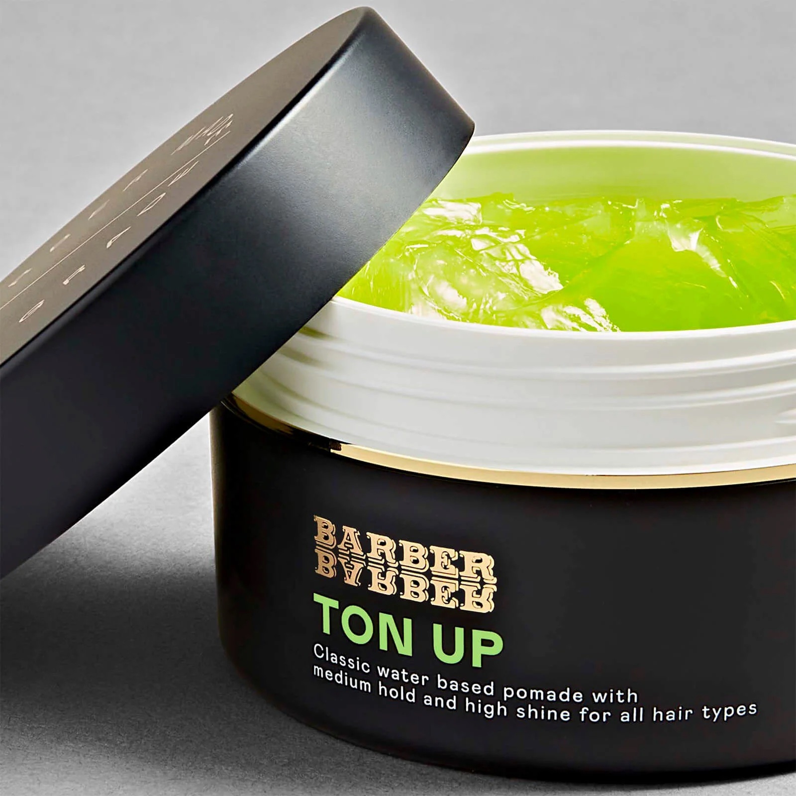 BARBER BARBER Ton Up Water-Based Pomade 100g - Pomadegroothandel.nl