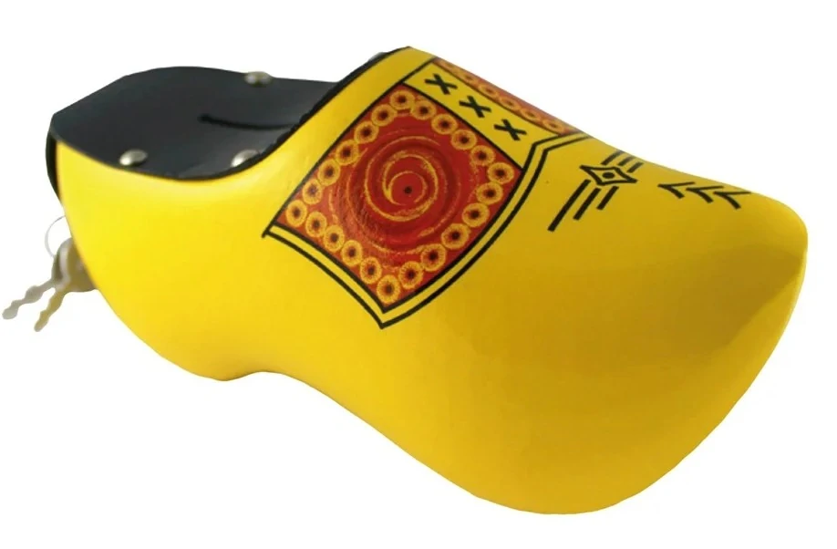 Yellow money box clog peasant | beautiful clog souvenir - The Dutch ...