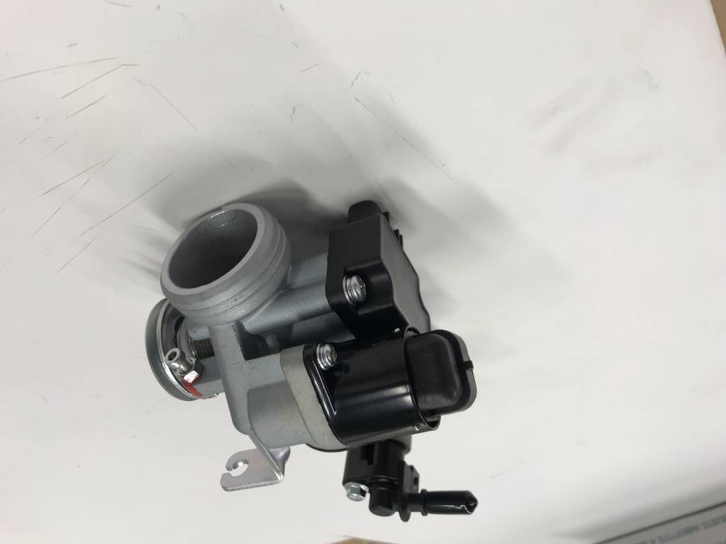 Gasklephuis compleet RONGMAO GY6 50cc Euro 4 EFI ...