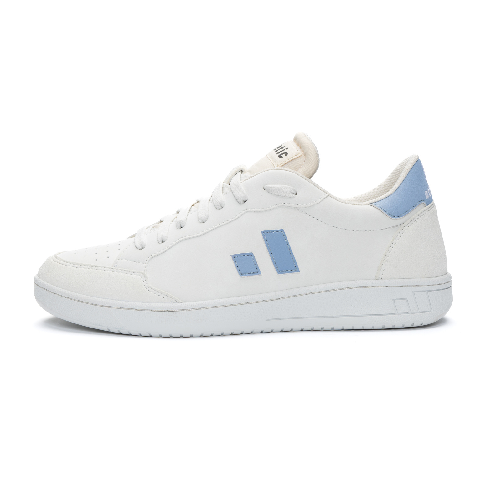 Jesse Lo Cut Chalk White | Sky Blue - Ethletic-Sneaker