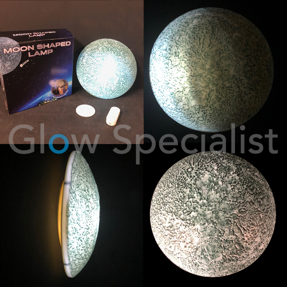 MOON SHAPED LAMP WITH REMOTE CONTROL - Ø25CM - Glow Specialist