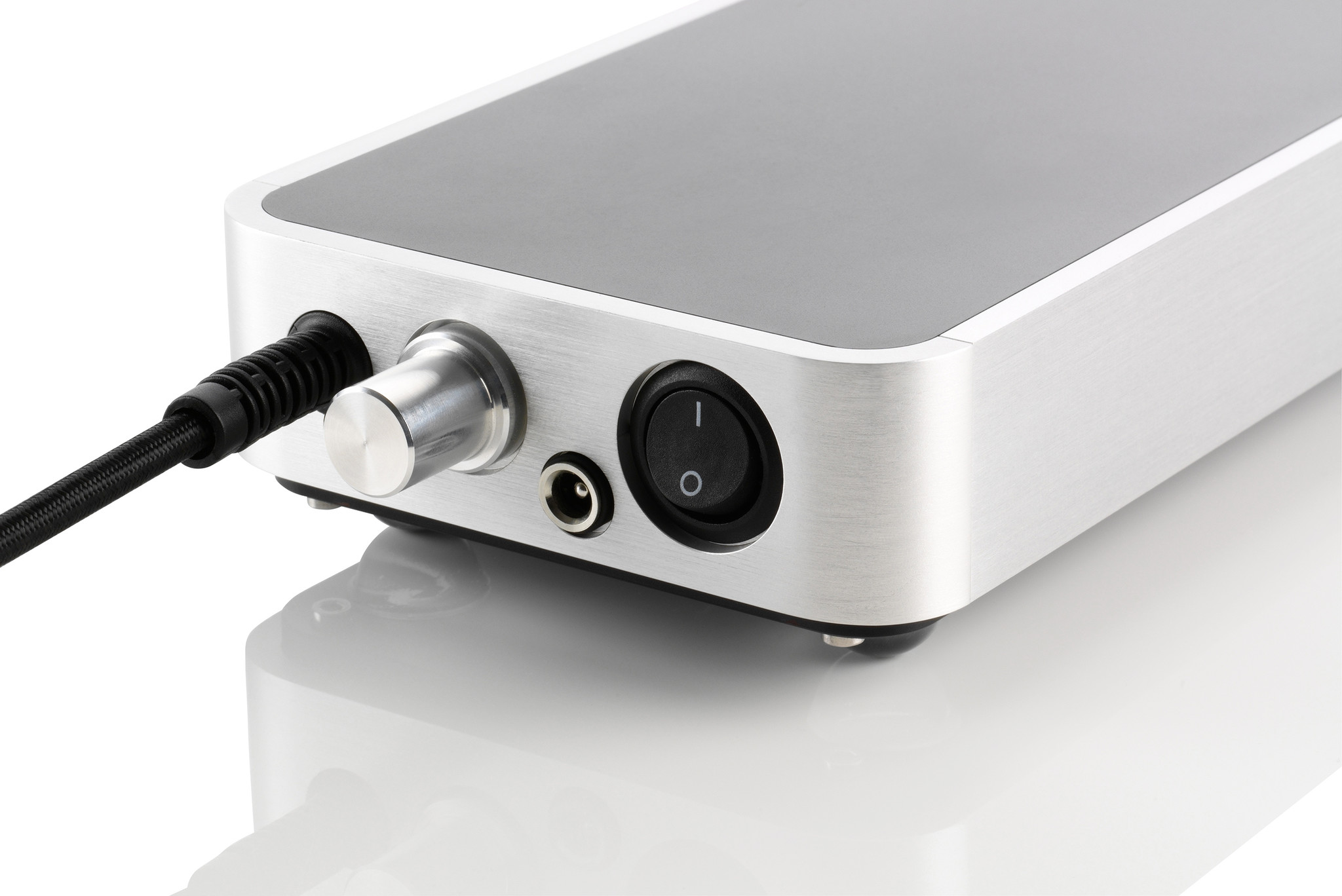 Clearaudio Smart Power 12V – Clean and Stable Power Supply - Hi-Stands ...
