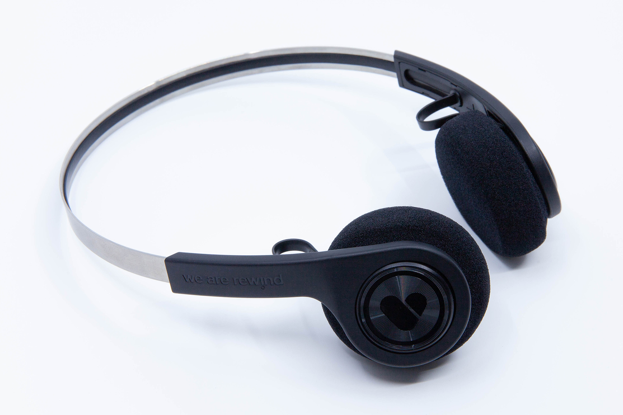 We Are Rewind EQ-001 Casque Bluetooth Rétro - Hi-Stands webshop!