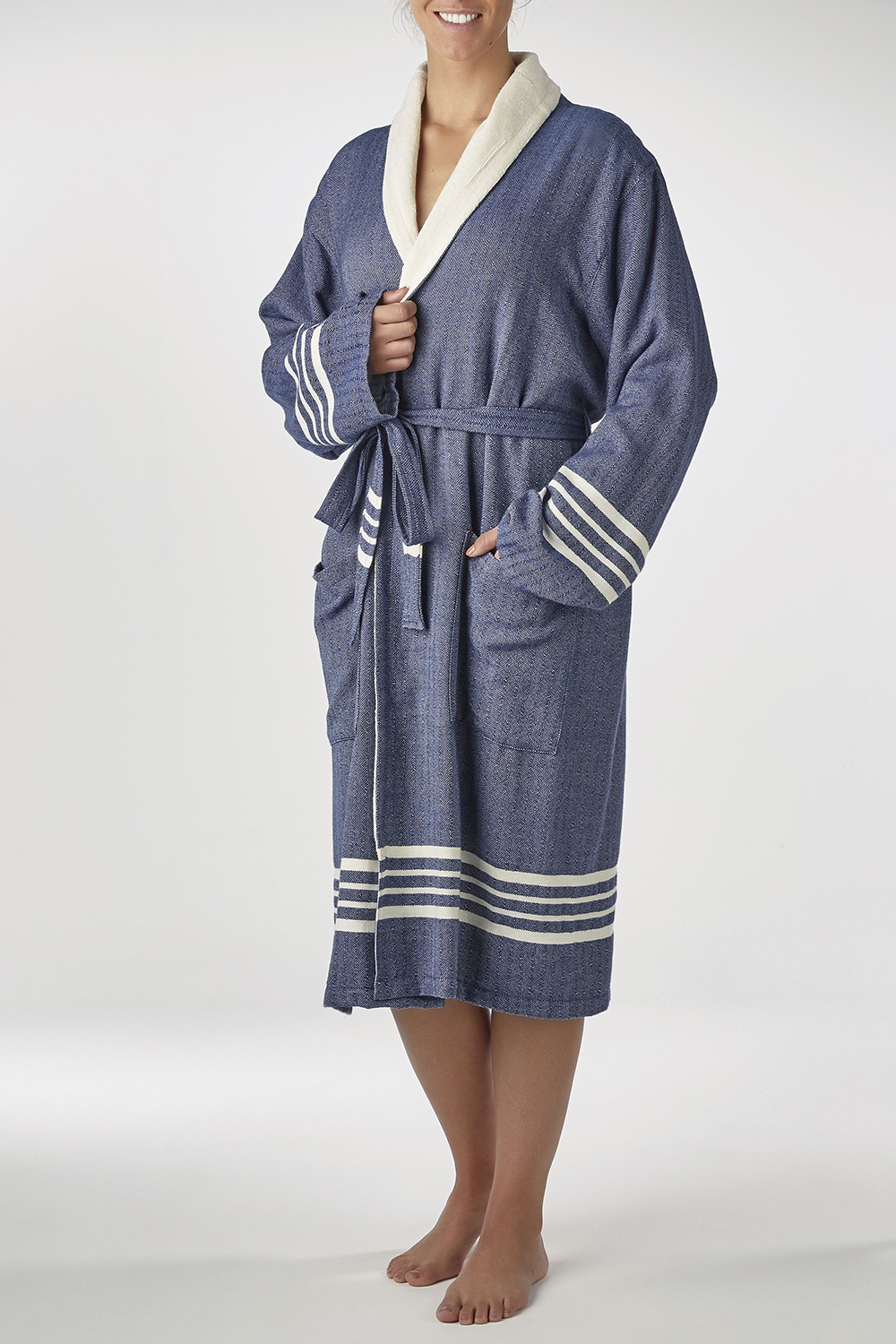 Omhul jezelf in deze heerlijk zachte badstof badjas. Ideaal voor sauna ...