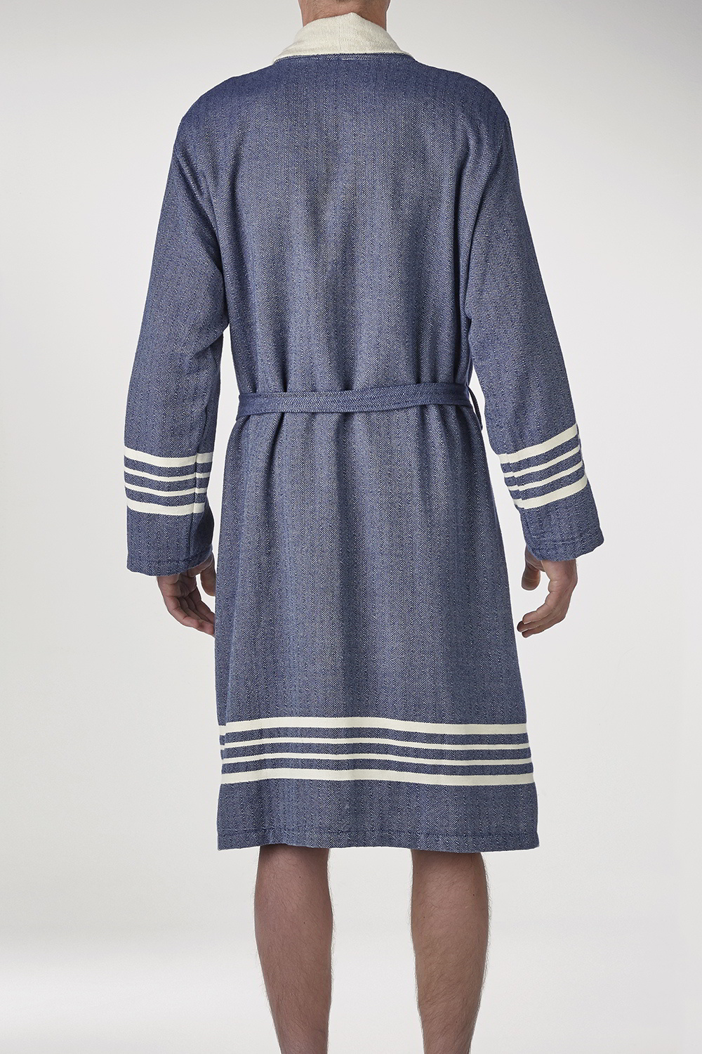 Omhul jezelf in deze heerlijk zachte badstof badjas. Ideaal voor sauna ...