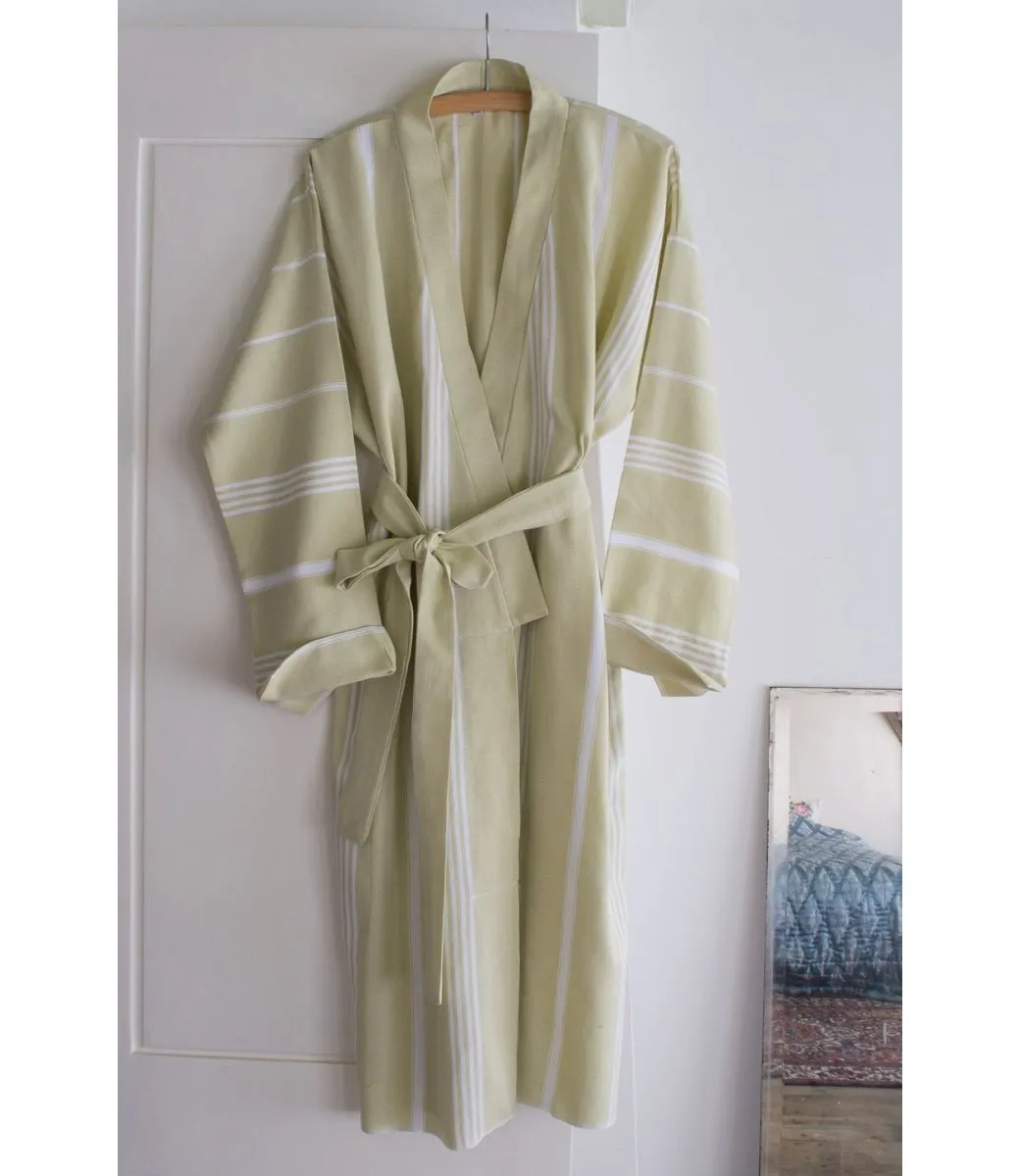 Een dunne badjas is de perfecte sauna basic - Hamamdoeken.com