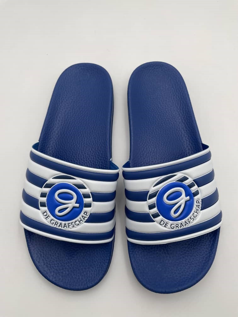 Voetbal Slippers met clublogo - SoccerConcepts