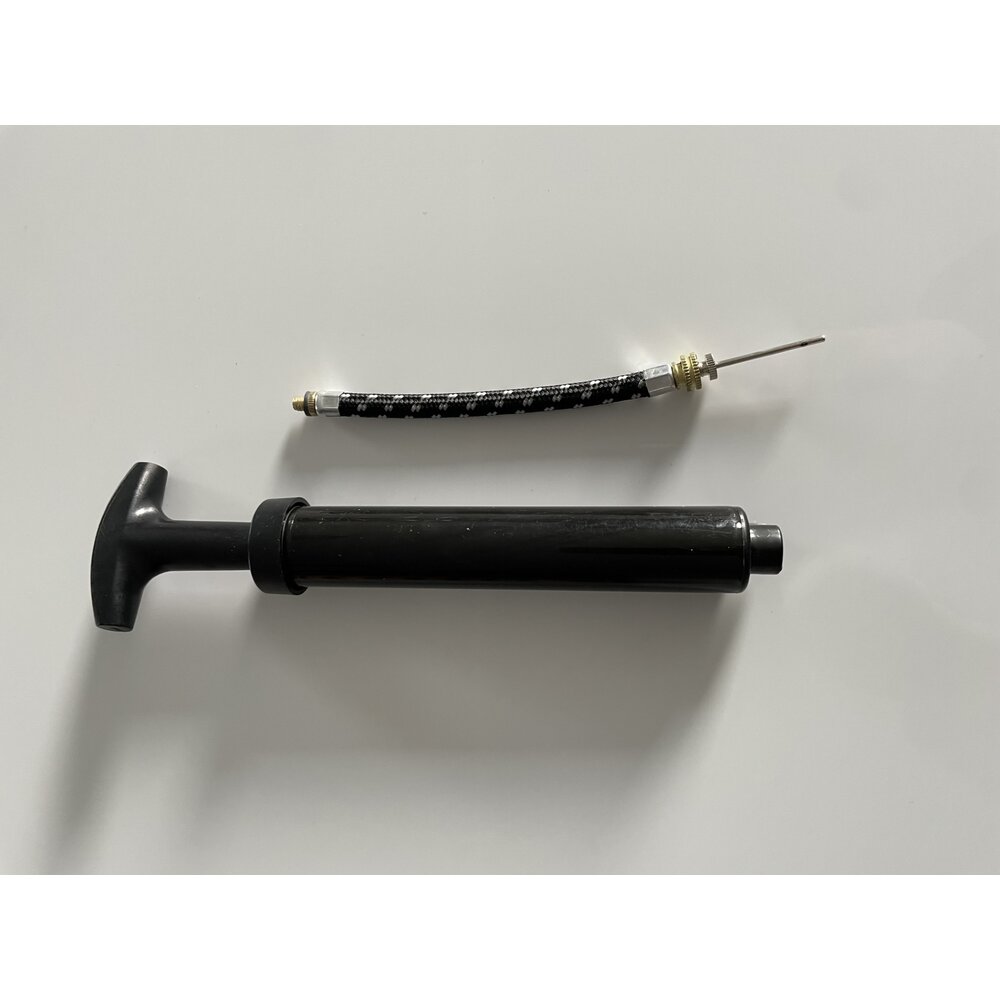 Balpomp Dual Action met flexibele slang - SoccerConcepts