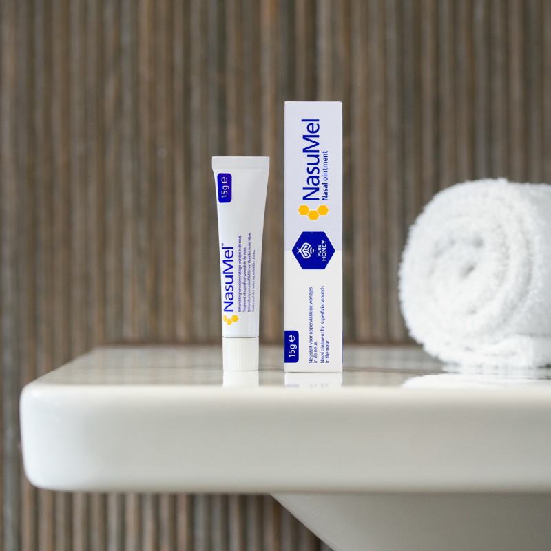 NasuMel neuszalf met zuivere honing - KNO-winkel.nl