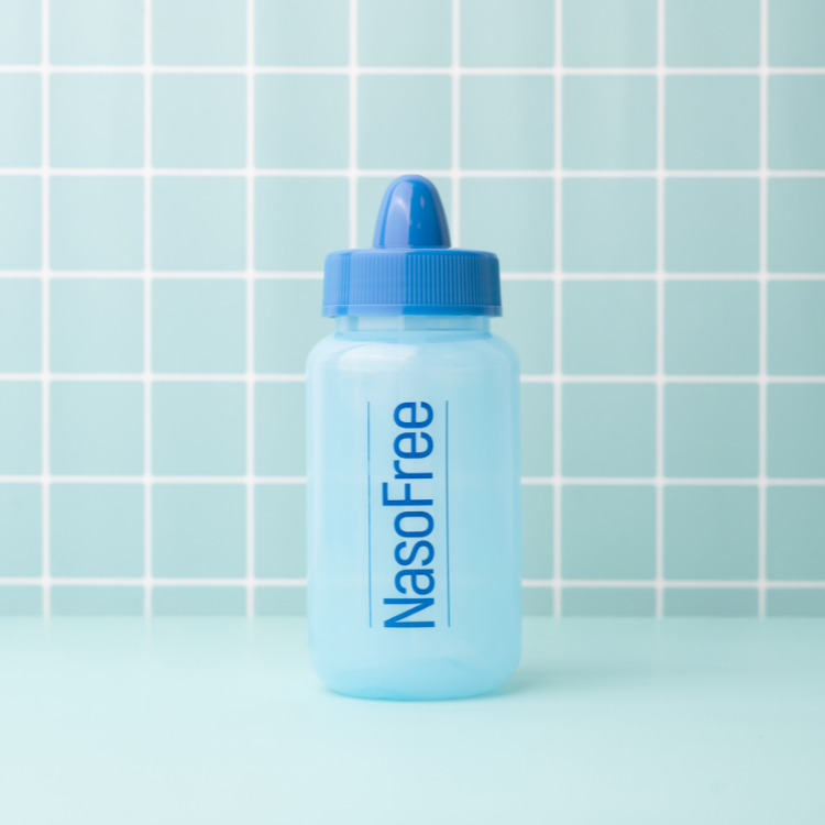 Nasal rinse with NasoFree nasal douche and rinsing salt - kno-winkel.nl ...