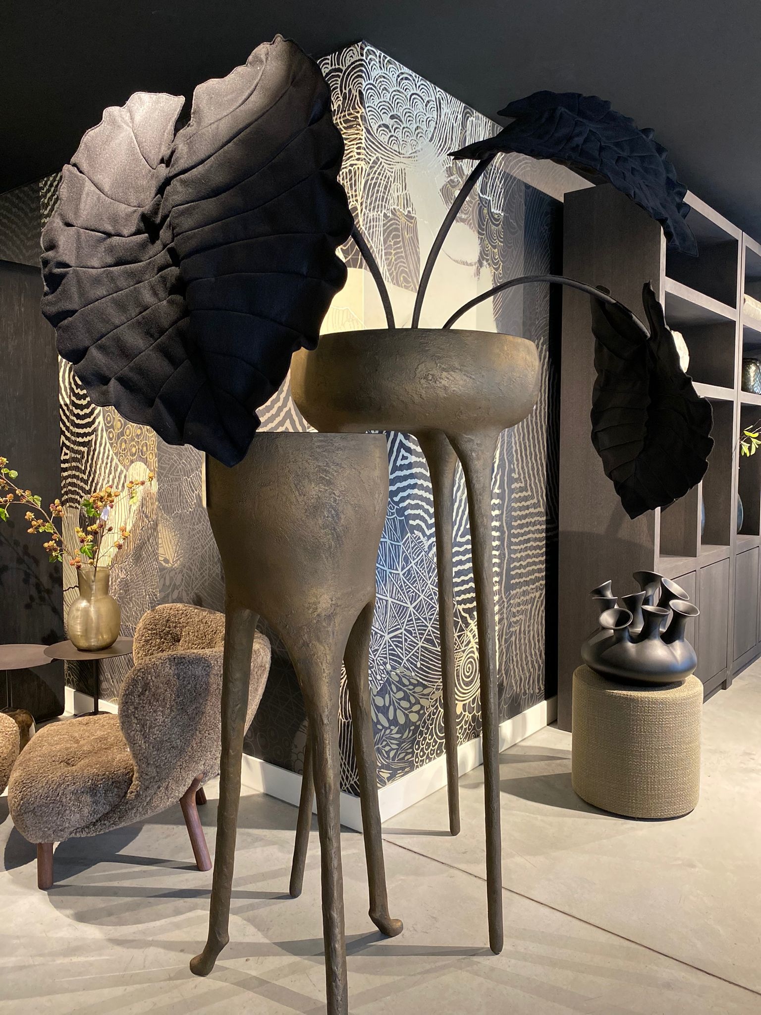 Legs Pot L | Rough Bronze - NU PUUR & GROEN B.V.