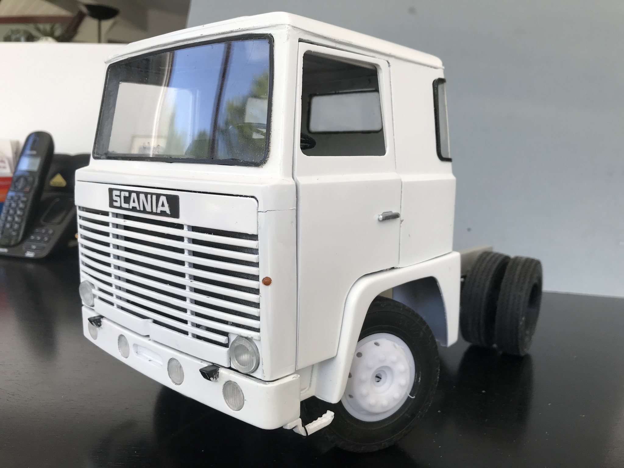 40.04.052 - Scania 141 trekker - Modelbouwtekeningen.nl