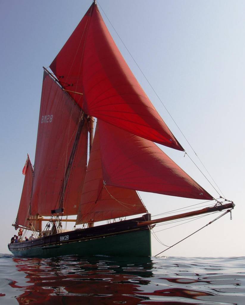 10.03.044 Brixham trawler Ibex BM27 - Modelbouwtekeningen.nl