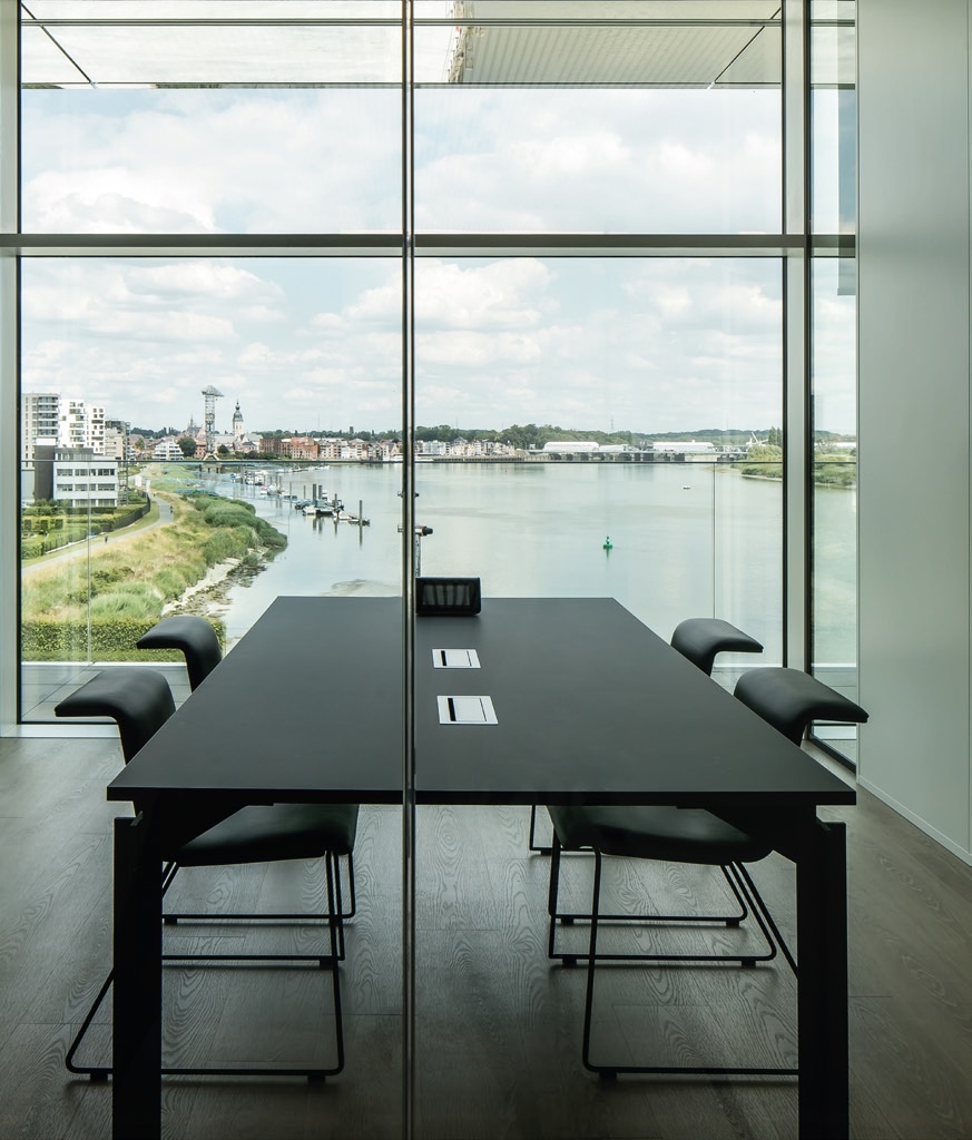 Bulo H2O tafel - Design Online Meubels