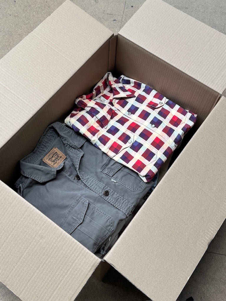 Curated Vintage Box: Levi's Mix (40kg) - ReRags Vintage Clothing Wholesale