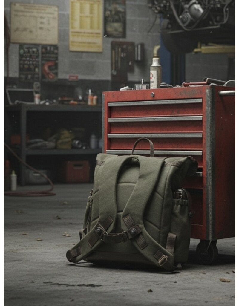 Handgefertigter Rucksack Overland aus British Millerain - Barneys Leather