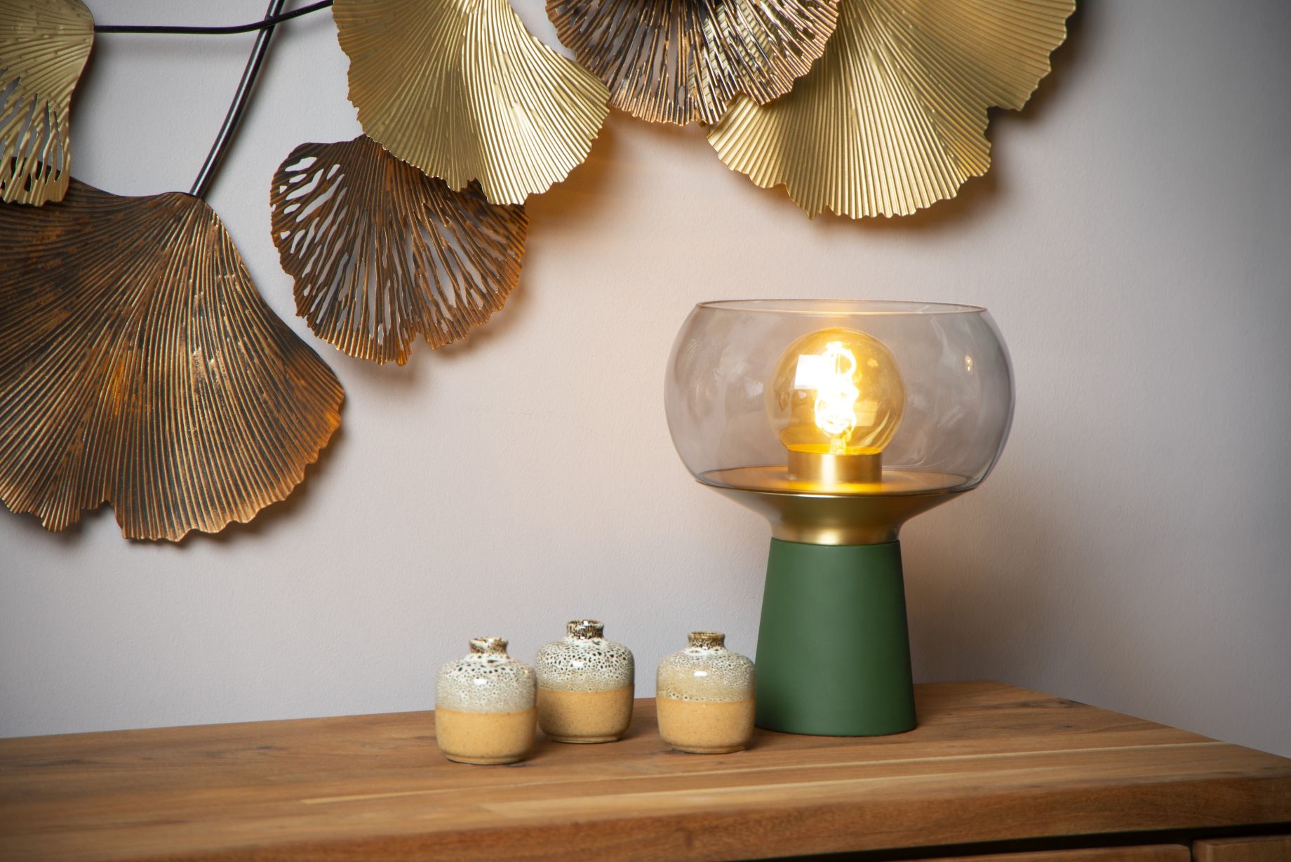 Lampe à poser verte E27 avec design en laiton et verre | Myplanetled