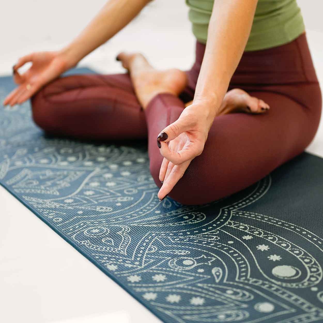 Love Generation Mystical Yogamat - Donkerblauw - Yogashop