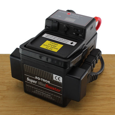 The Power Booster Universele Jumpstarter 600A - Acculaders.nl