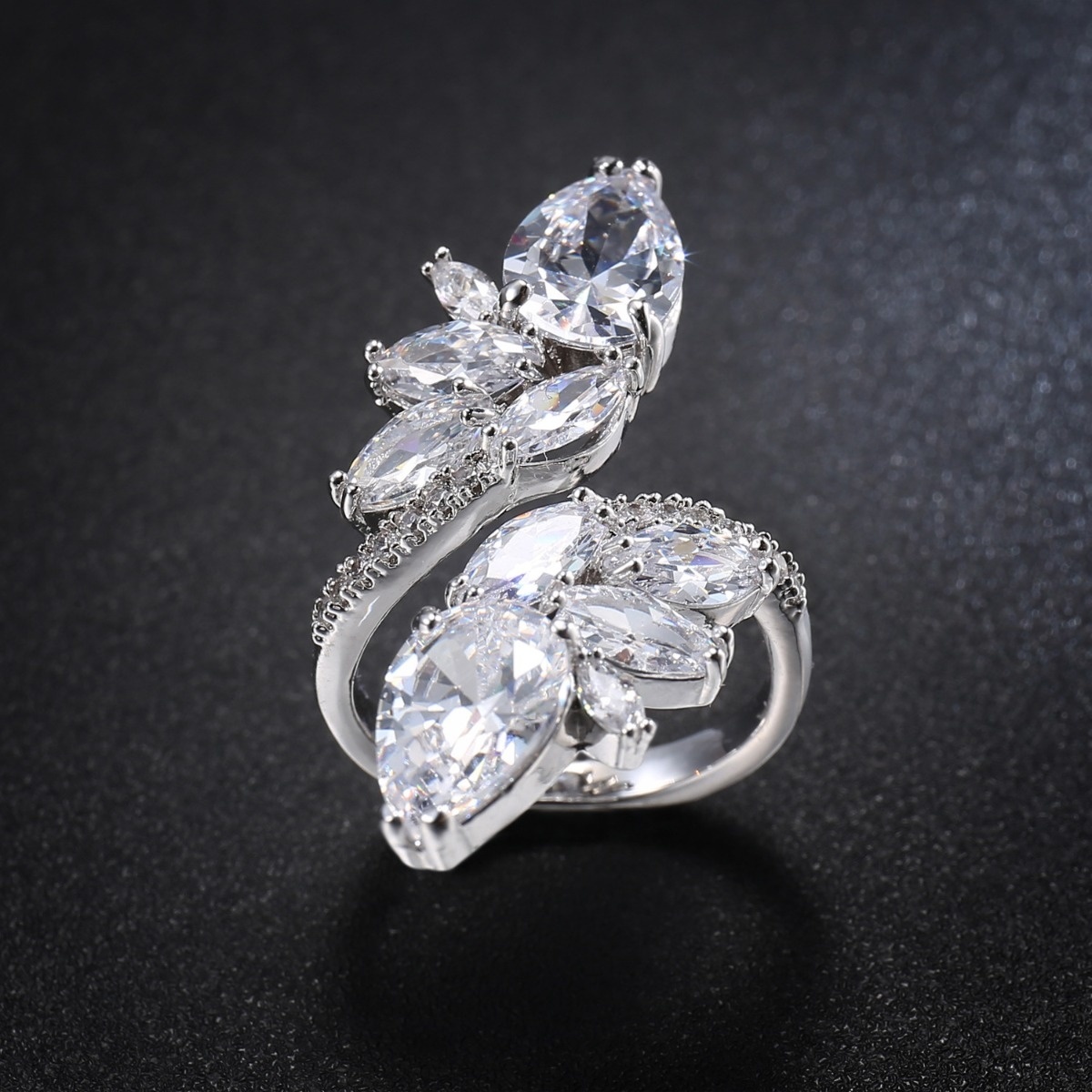 Zilveren Verstelbare Strass Ring met Druppels - Uwantisell.nl