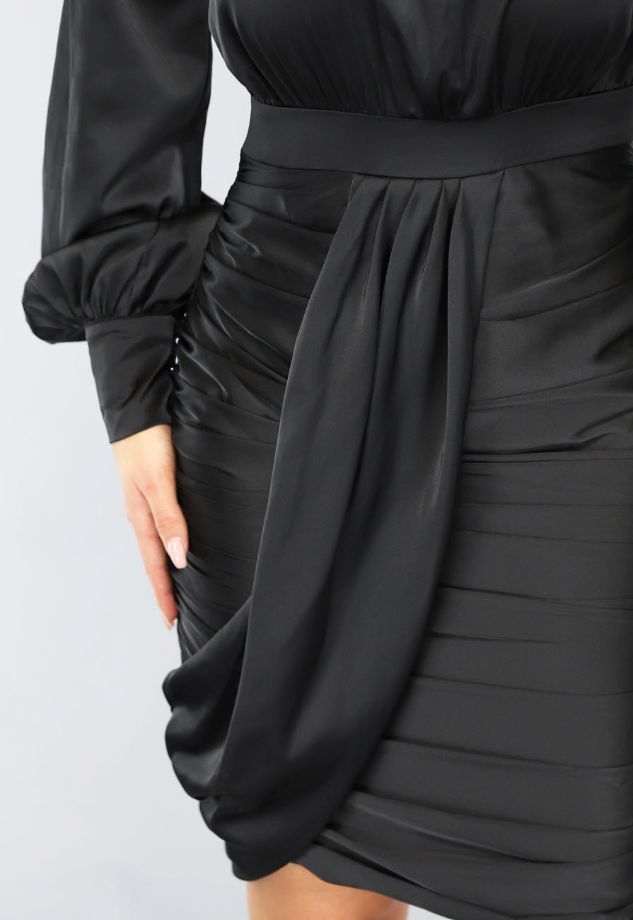 Zwarte Geplooide Satin Jurk - Uwantisell.nl