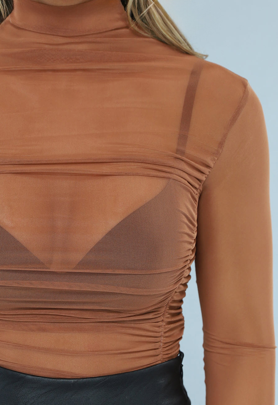 Camel Mesh Bodysuit met Plooitjes - Uwantisell.nl