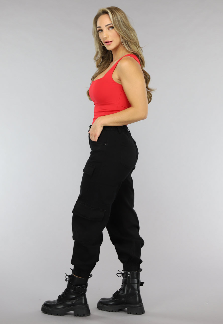 Rode Elastische Top met Vierkant Uitgesneden Hals - Uwantisell.nl