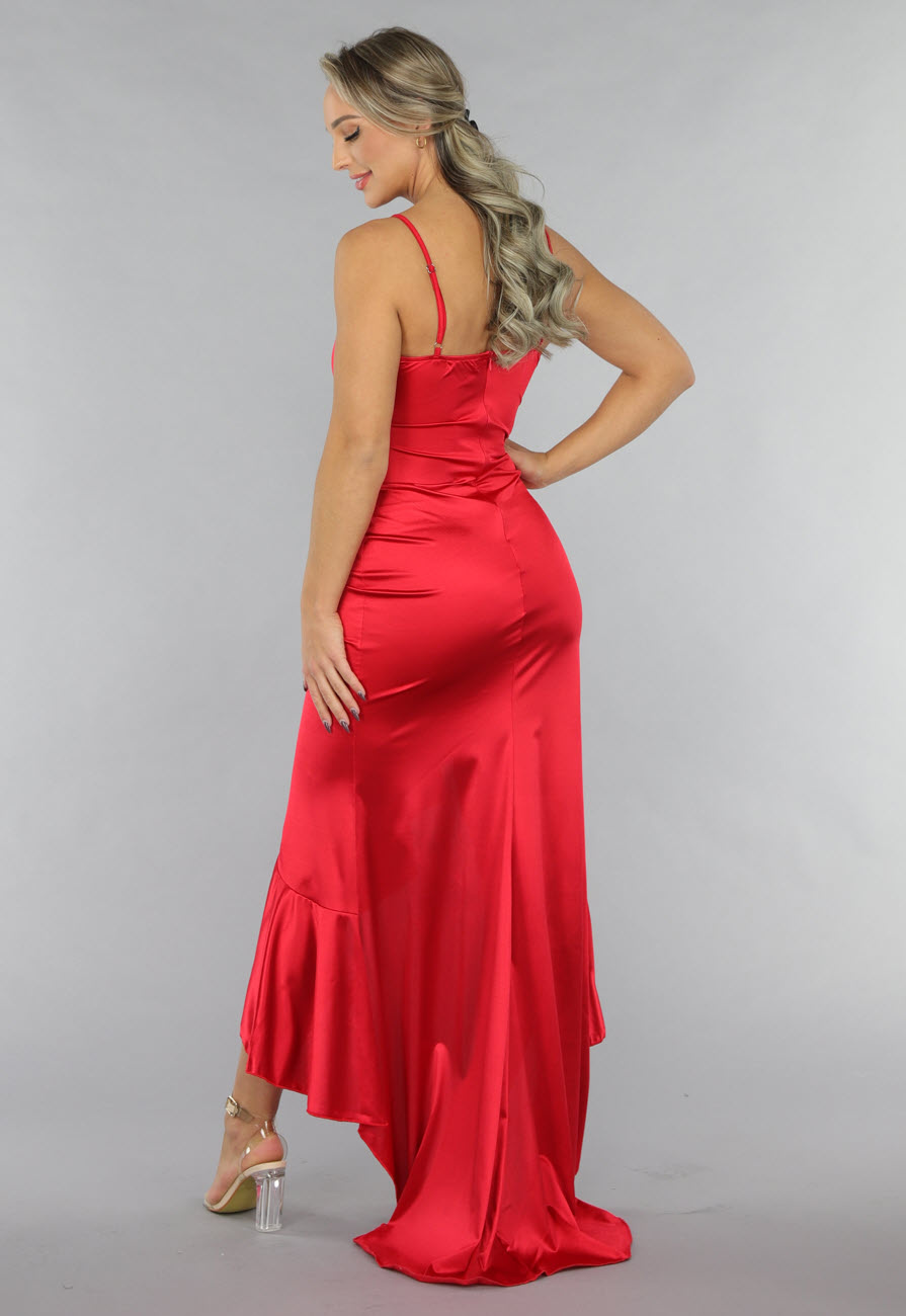 Lange Satijnen Rode Ruffle Jurk - Uwantisell.nl
