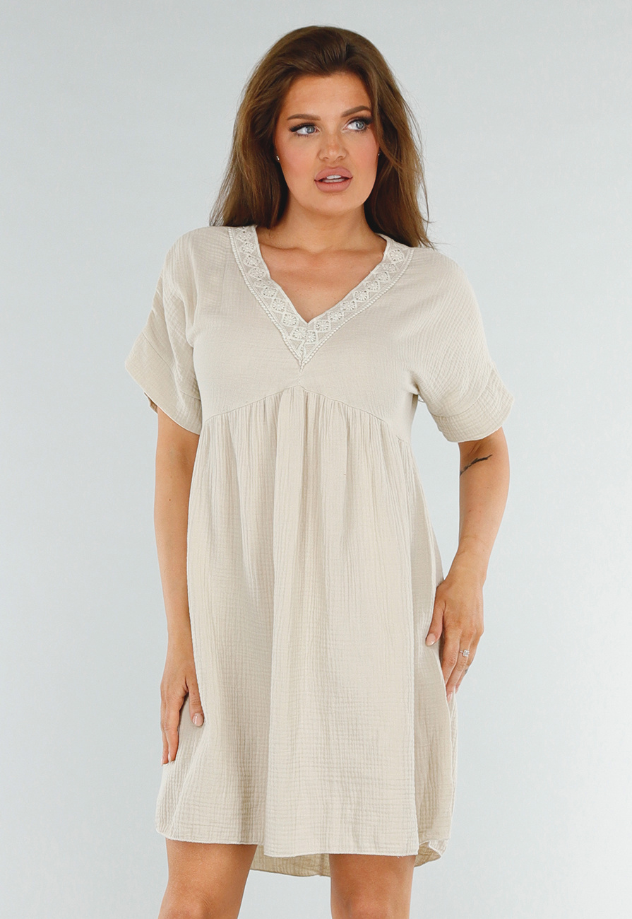 Beige Jurk met Embroidery en V-Hals - Uwantisell.nl