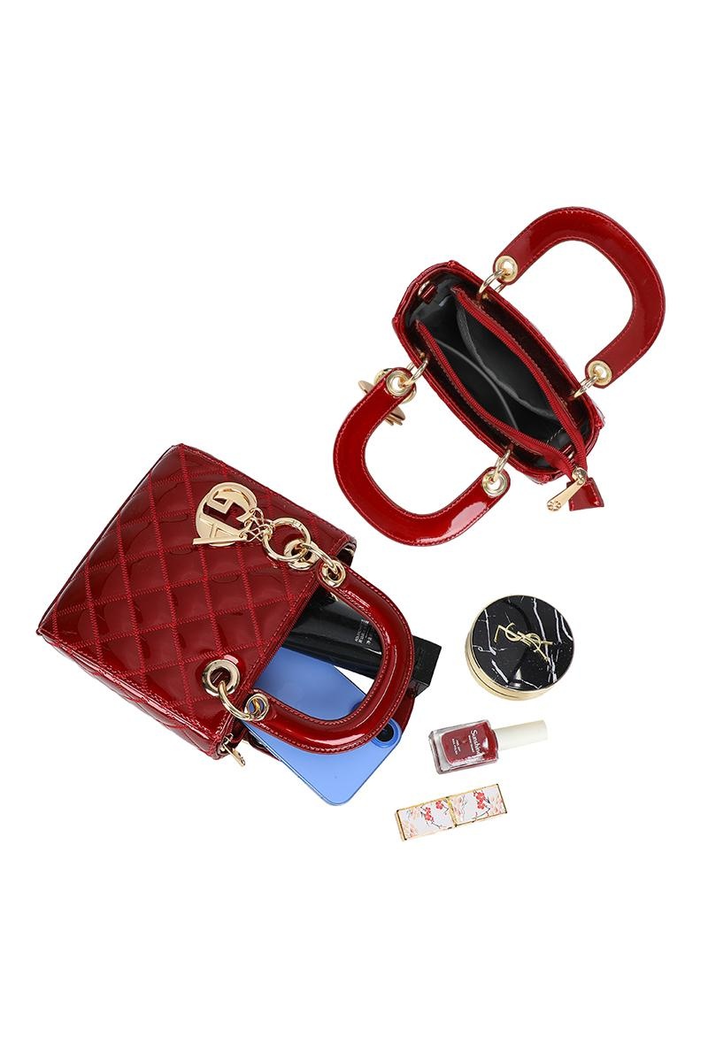 Handtas Rood met Gouden Details - Uwantisell.nl