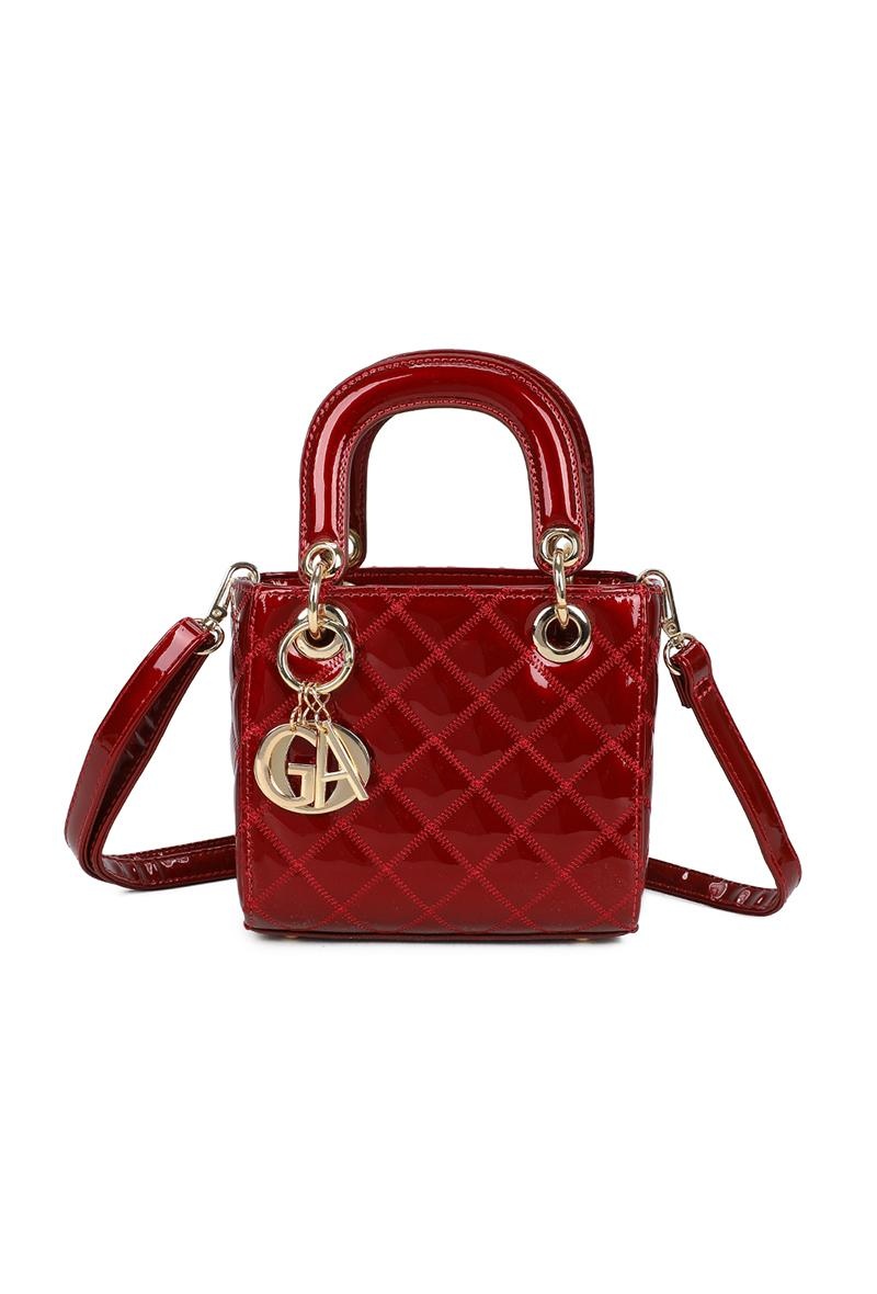 Handtas Rood met Gouden Details - Uwantisell.nl