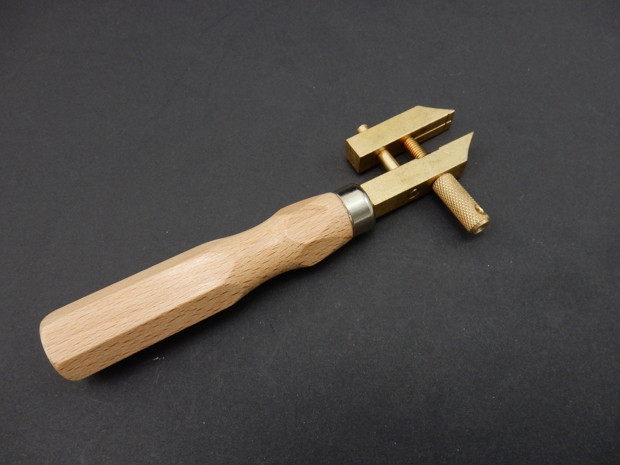 Precision hand vice - Mark's Miniatures