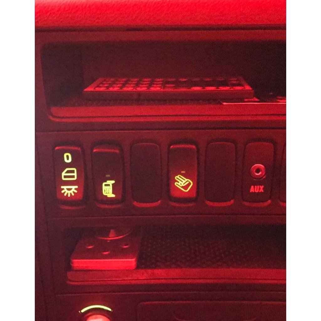 Hornblasters.com switch for Scania R or Nextgen - Go-in-Style.nl