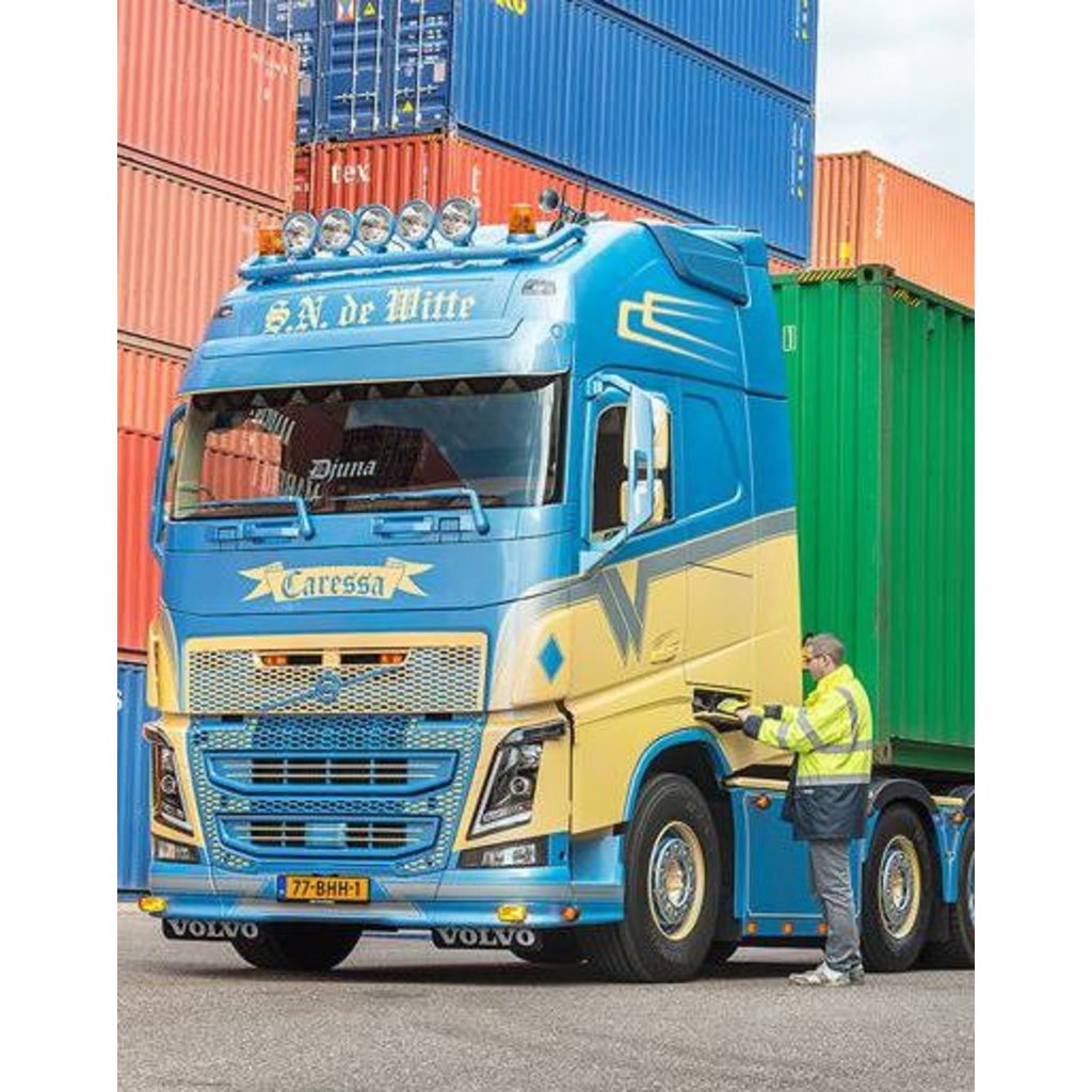 Volvo FH4 frontplade type II for et smart udseende - Go-in-Style.nl