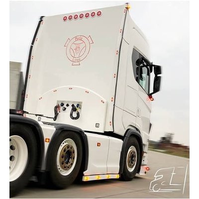 Coles Custom Windshield Guard for Scania S series - Go-in-Style.nl