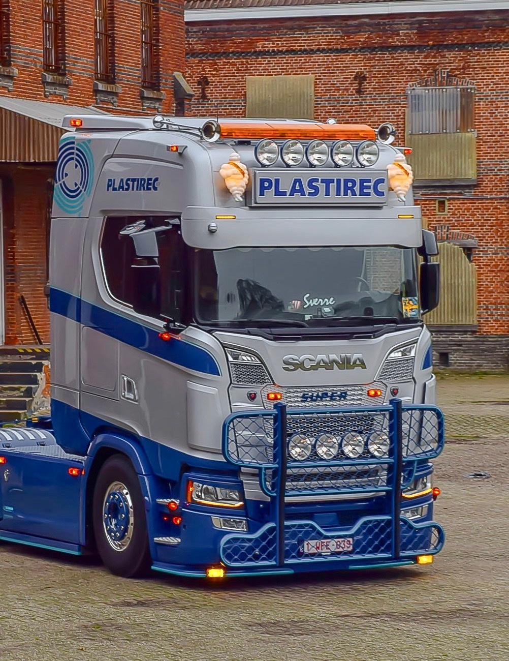 Rotating Beacon bar in different sizes - Go-in-Style.nl