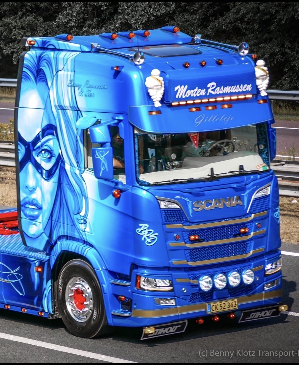 Scania Serie 4 / R Sonnenblendenleuchten - Go-in-Style.nl