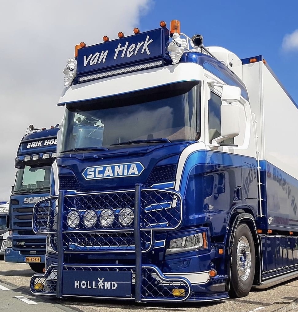 Deep Sunvisor for Scania Nextgen - Go-in-Style.nl