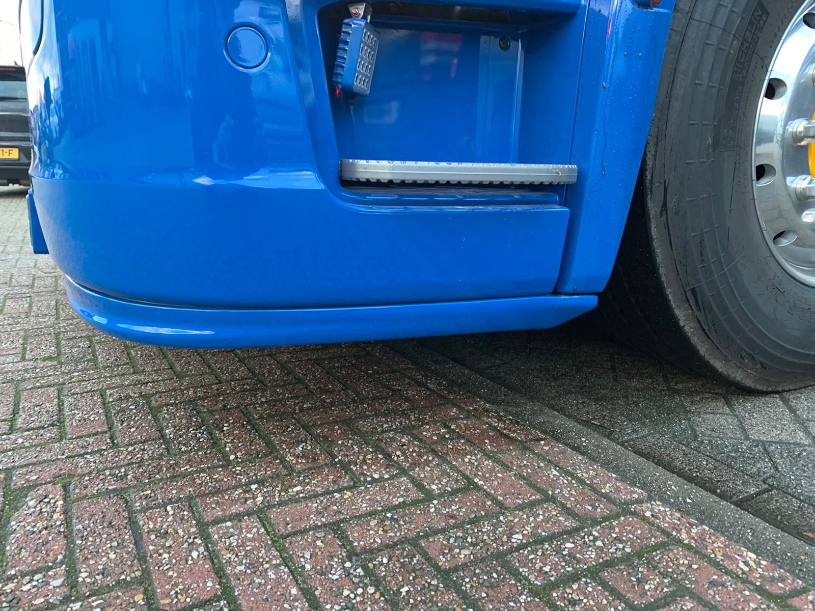 Veap half splitter for Scania NextGen with big bumper - Go-in-Style.nl