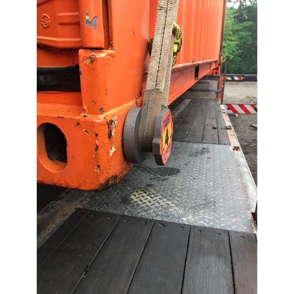 Twist 4 Lift Safety Container Lifting Hooks - Go-in-Style.nl