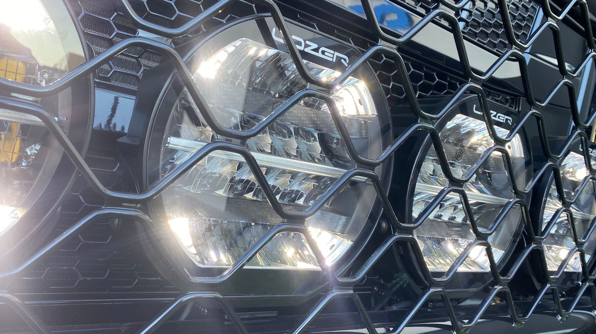 Lazer Sentinel - Noir ou Chromé - Go-in-Style.nl