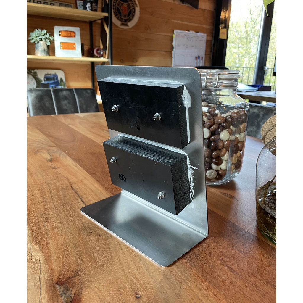 GIS Mounting frame for Hella Sidemarker light - Go-in-Style.nl