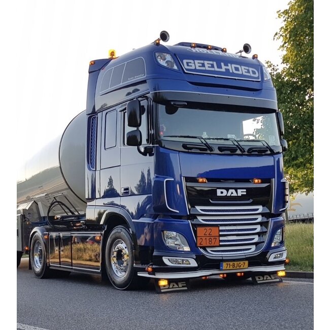 Bumperspoiler/splitter for DAF XF - Go-in-Style.nl