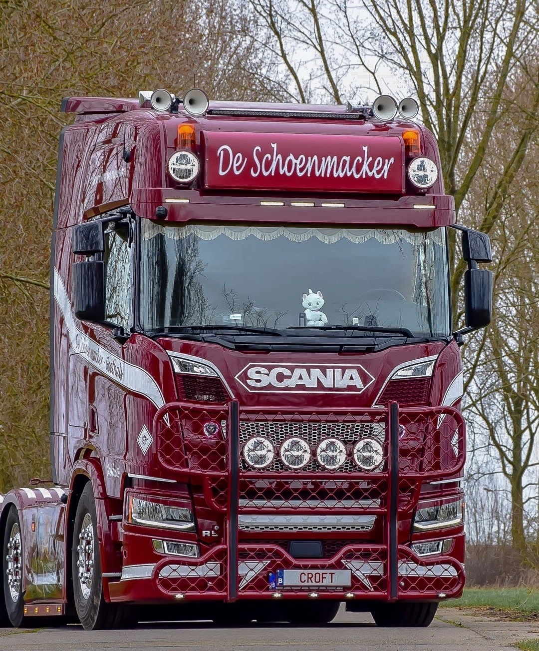 Hypro Bullbar Scania NG Corners up - Go-in-Style.nl