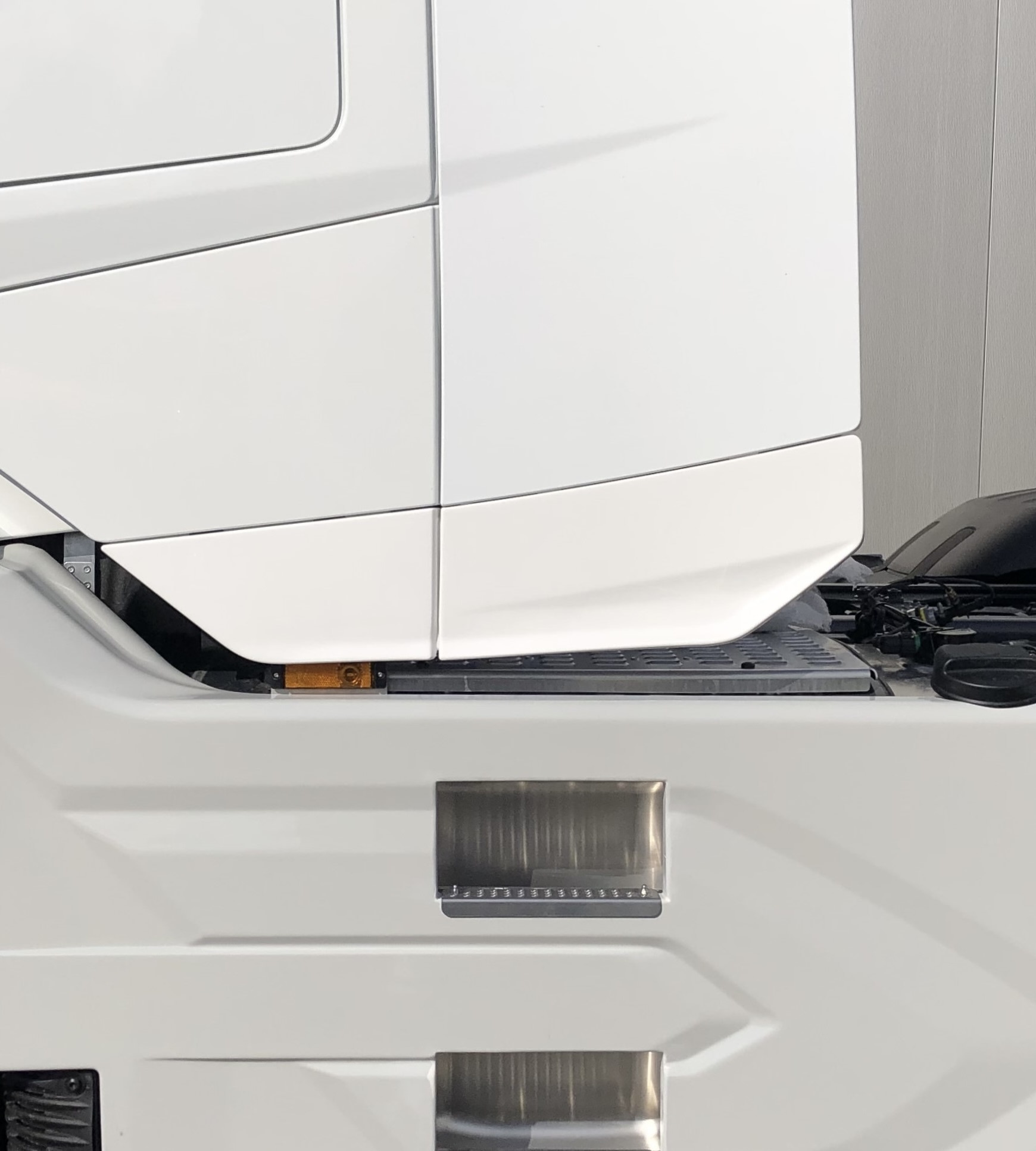 Veap Cab and side fender extenders DAF XF, XG and XG+ - Go-in-Style.nl